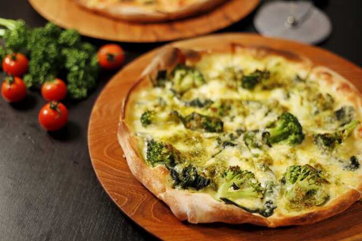 HAKUBA PIZZA - Restaurant Guide - TableCheck