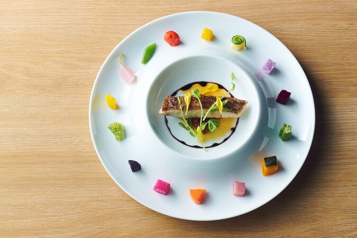 Restaurant hache - CROSS HOTEL SAPPORO - Restaurant Guide - TableCheck