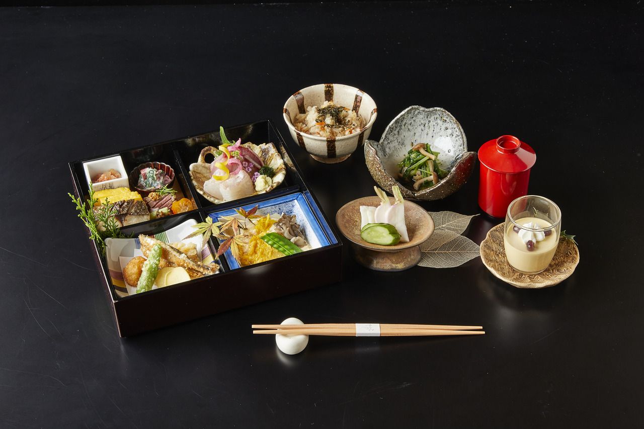 Japanese Restaurant「Hinokizaka」/ The Ritz-Carlton, Tokyo - Restaurant ...
