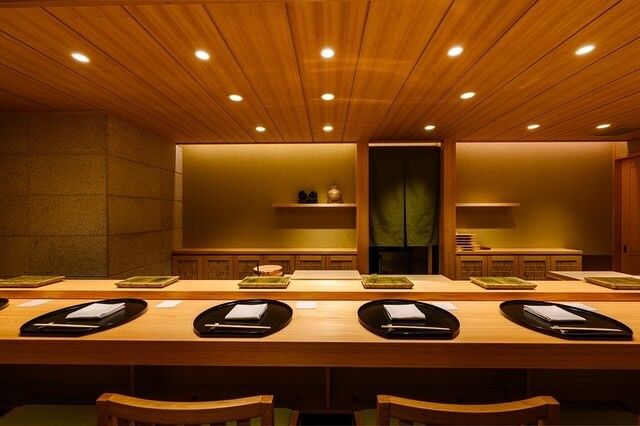 神田錦町 鮨 たか晴 - Restaurant Guide - TableCheck